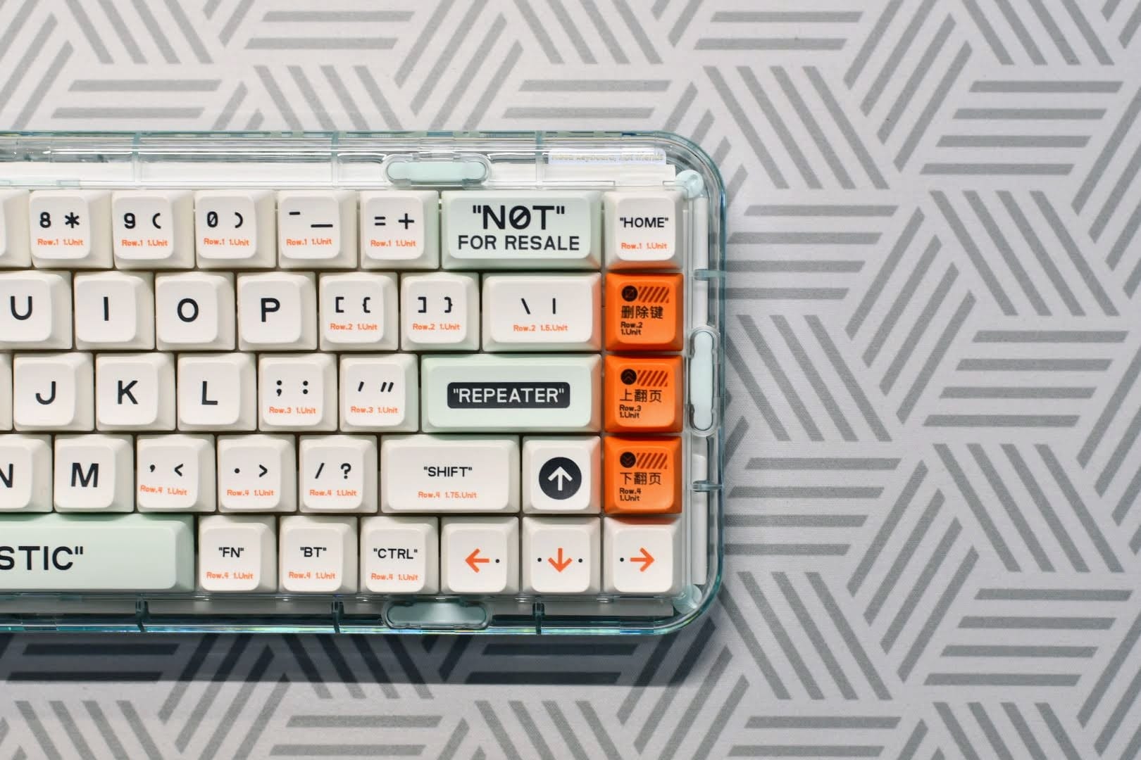 MelGeek Mojo68キーボードレビュー｜見かけだけじゃない本格メカニカルキーボード