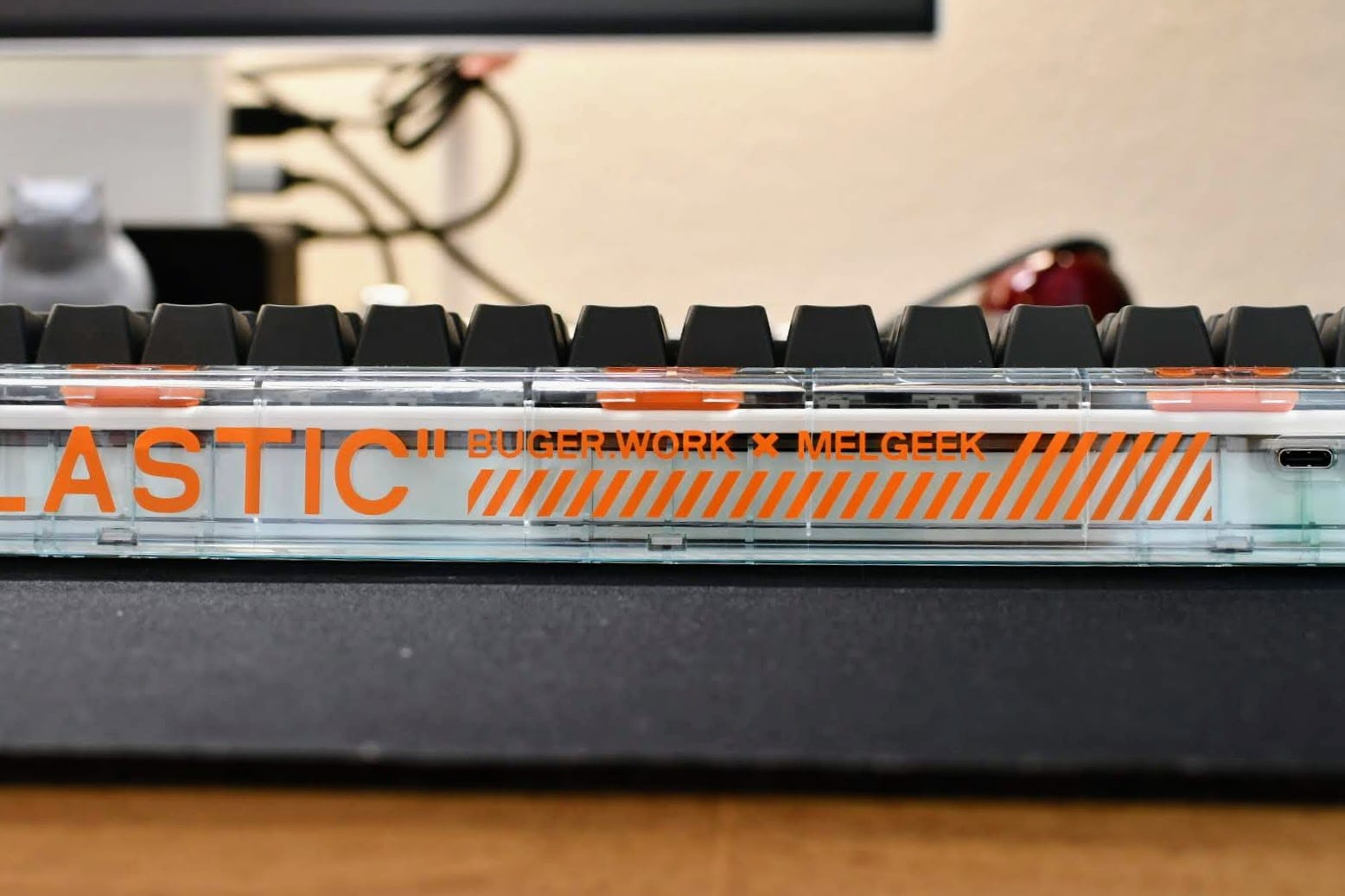 MelGeek MOJO84 Plastic See-through, Custom&Programmable Mechanical ...