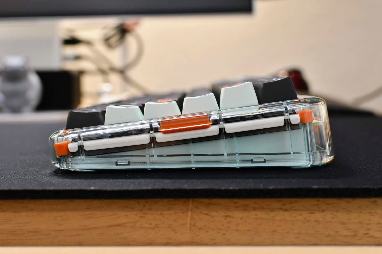 MelGeek Mojo84 Vaporwave Programmable Mechanical Keyboard - GreenKeys ...